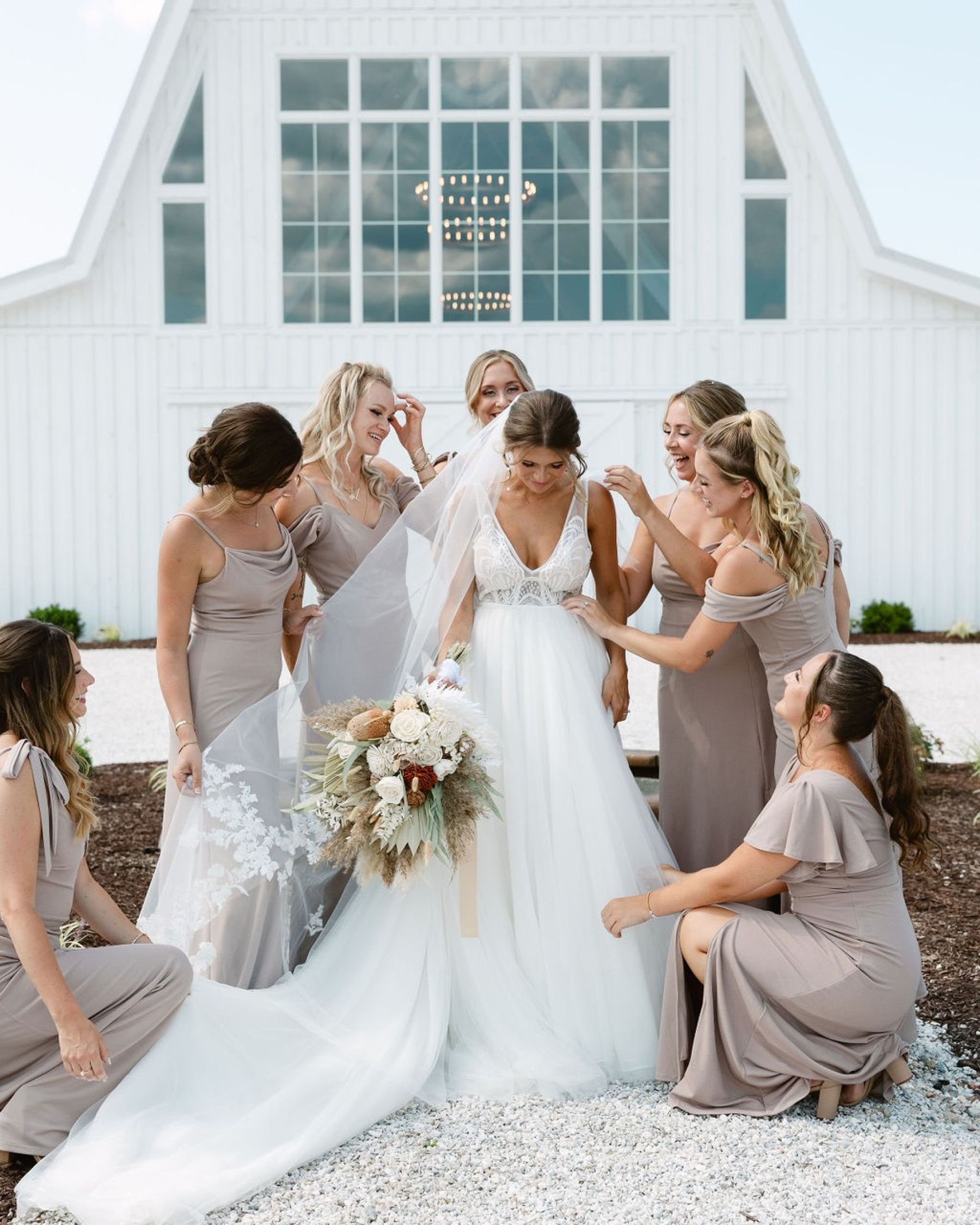 Breckenridge Barn Wedding Venue in Linkwood ️ Portfolio