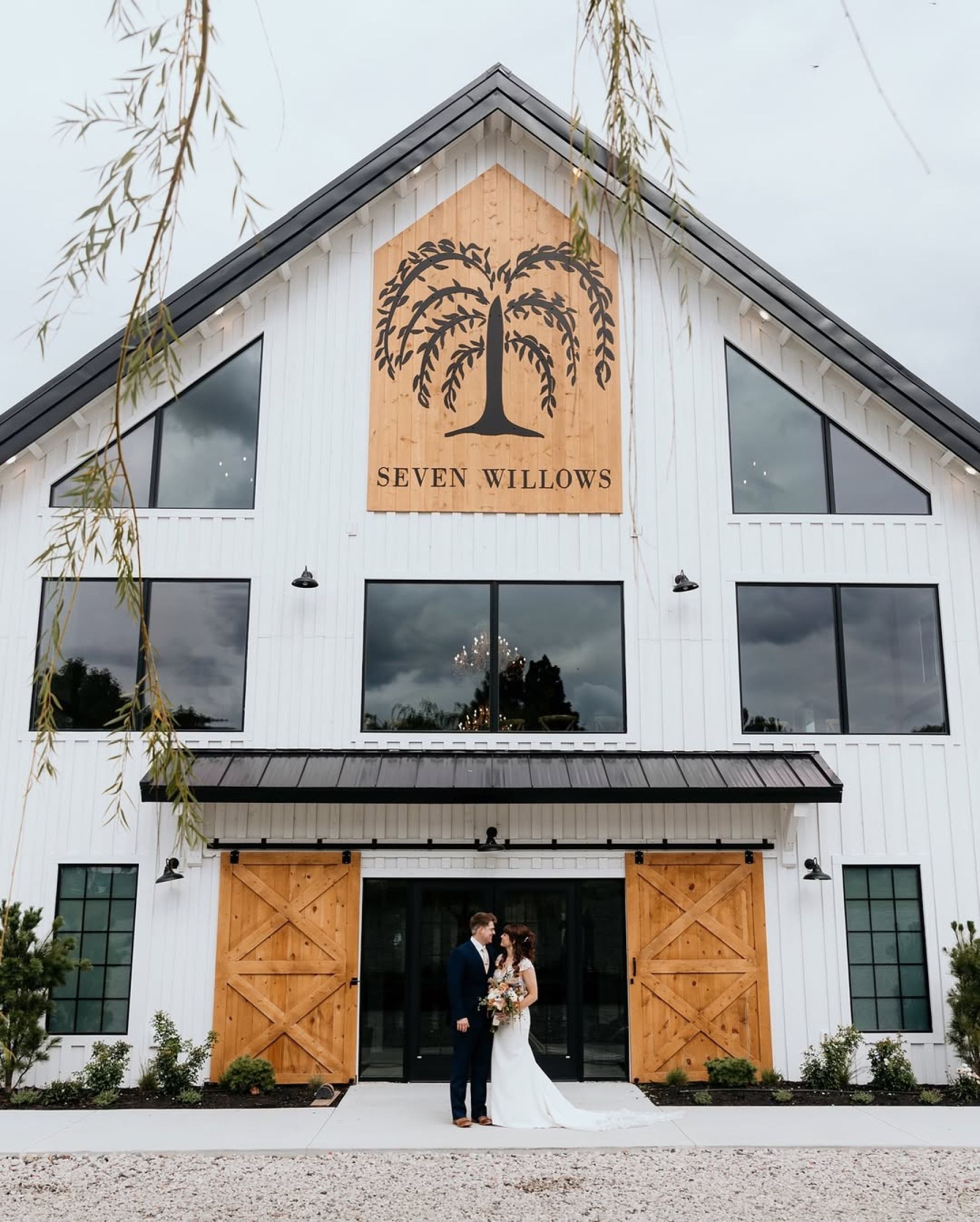 Seven Willows Venue Wedding Venue in Hickman ️ Portfolio