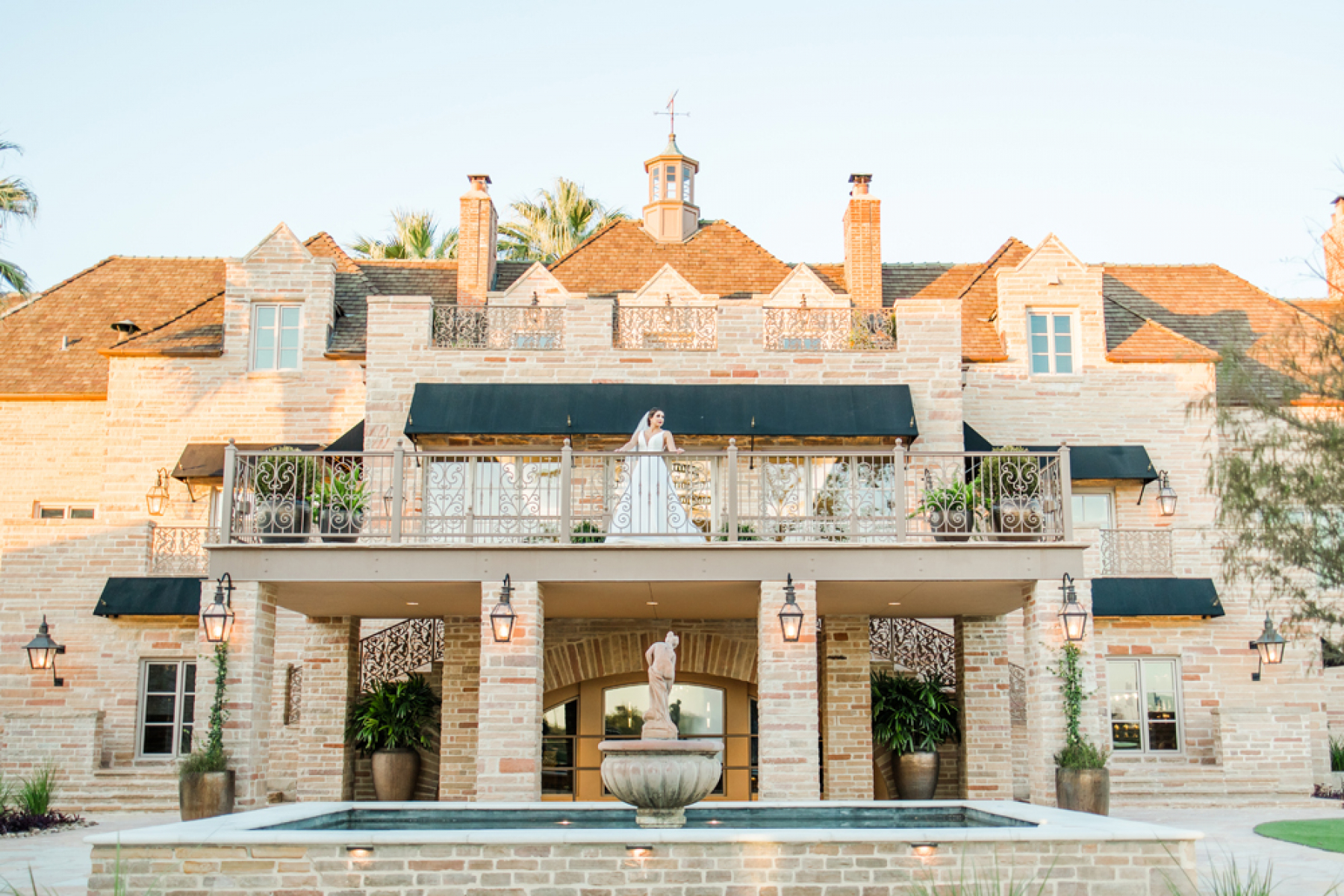 The Red Berry Estate Wedding Venue in San Antonio ️ Portfolio